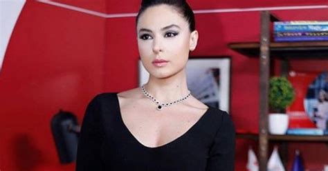 როგორ სახლში ცხოვრობს სოფო ნიჟარაძე მომღერლის ბინის ფოტოები თბილისში