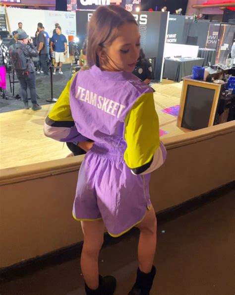 Lily Larimar On Twitter They Loving The Crew TeamSkeet