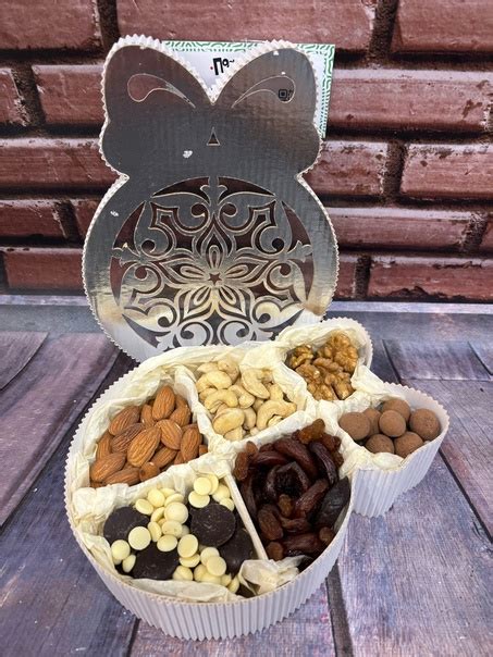 Несколько идей как использовать Орехи и сухофрукты Подарок упакуйте орехи и сухофрукты в