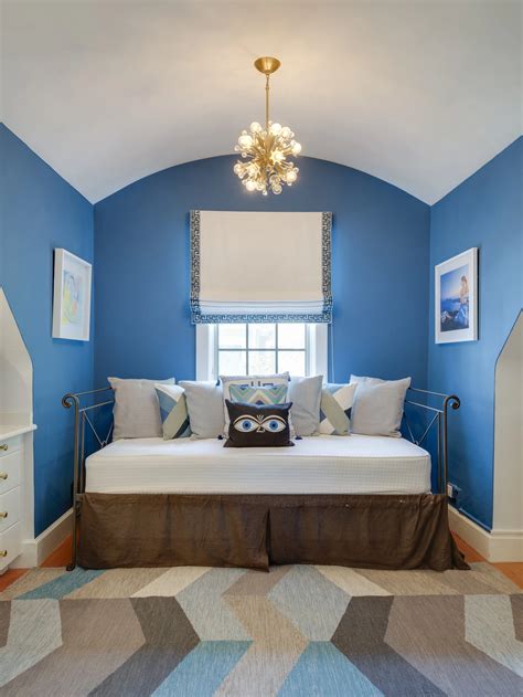 Tudor With A Twist — Ann Baumgartner Design