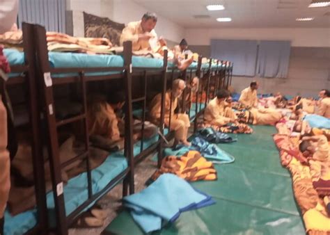 پذیرش مستمر ۸۰ کارتن‌خواب و بی‌خانمان در گرمخانه منطقه ۱۱