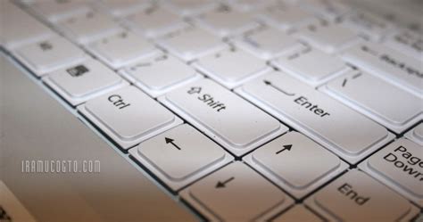 Queriendo Aprender A Usar La Computadora Para Sentirse Más Cerca Del Pueblo