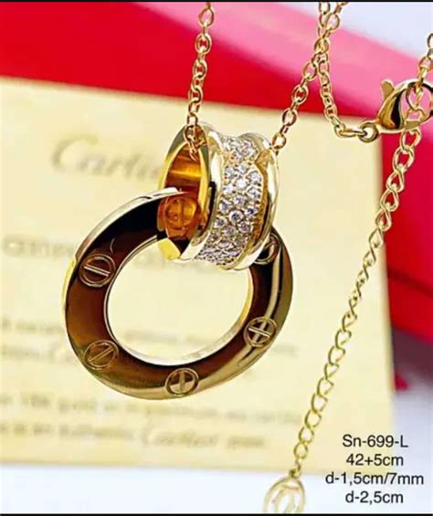 Крута брендова підвіска — ціна 510 грн у каталозі Підвіски Купити аксесуари за доступною ціною