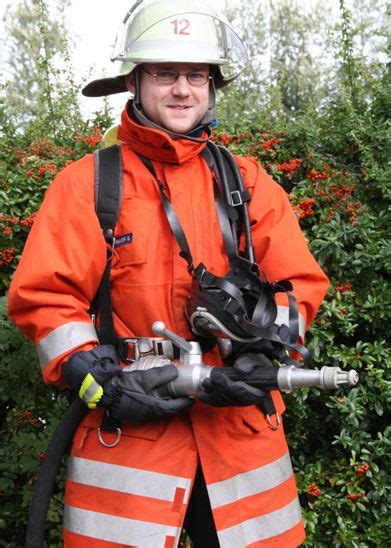 Four Bees Deutsch Feuerwehrhelm West German Fire Helmet 1992