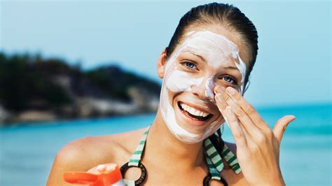 How Much Sunscreen Do You Really Need To Apply Every Day Allure