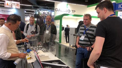 독일 전시회 용접 시연 Youtube