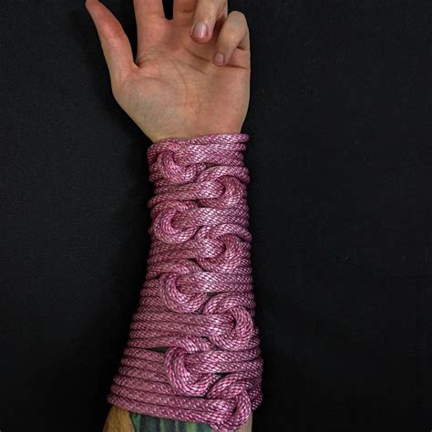 Shibari Diese 5 Experten Zeigen Dir Die Kunst Des Fesselns Pure App