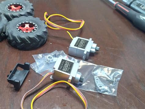 Got A Couple Of New Servos In The Mail Today Rscx24