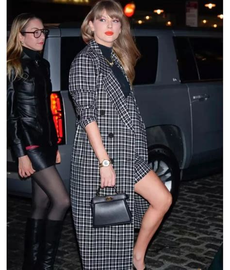 Taylor Swift Check Pattern Coat