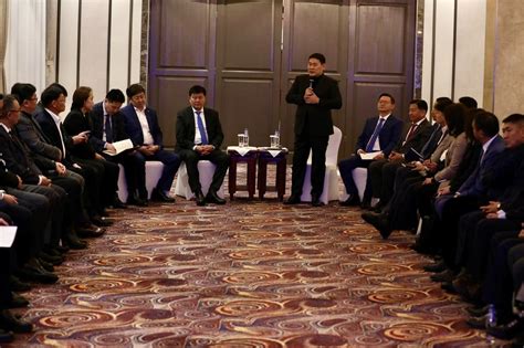 Өглөөний уулзалт Үйлдвэрлэгчдэд эрх зүйн орчны дэмжлэг хэрэгтэй байна