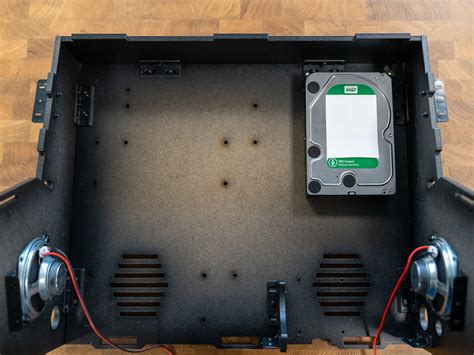 Raspberry Pi Powered Picade Max Brings Two Player Retro Gaming To