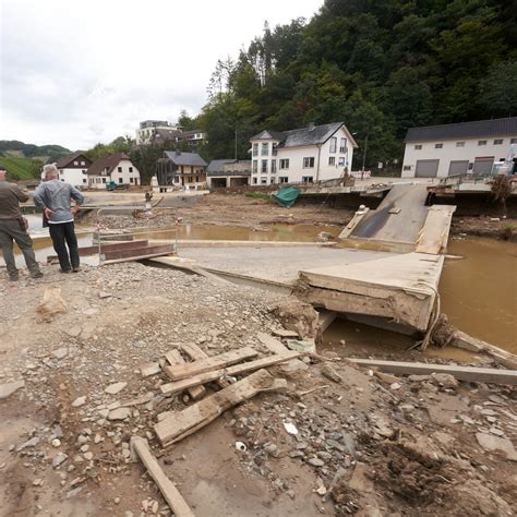 Hochwasser Live Blog In Rlp Entwicklungen Bis Zum 15 August Im