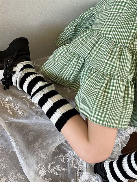 Nylon Striped Pattern Knitted Leg Warmers