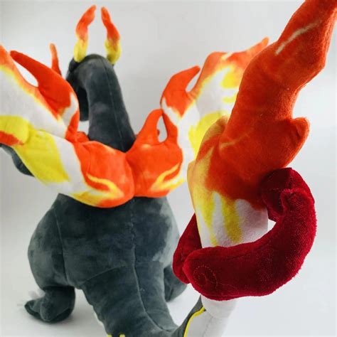 Shiny Gigantamax Charizard Plush Toy 🈹 Japan Box