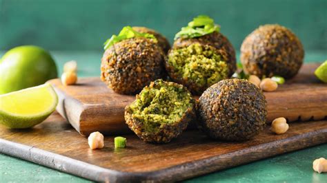 International Falafel Day Try This Mouthwatering Homemade Falafel