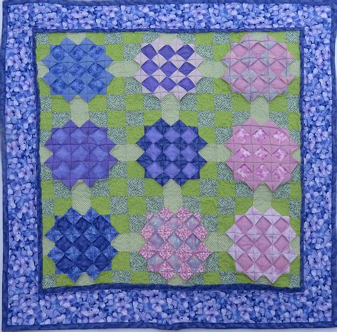 Hydrangea Block Wall Hanging Or Lap Quilt Cc2105 Sewgocreate