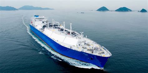 Lng Carrier Heads Into Russias Newly Started Portovaya Lng Plant