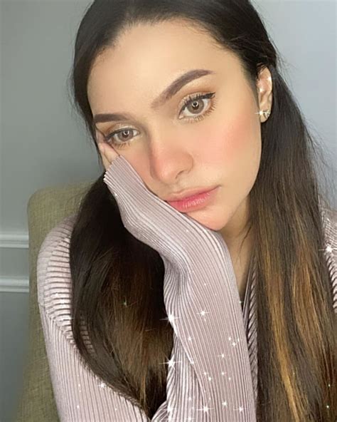 Sarah Ahmad Istri Pesepakbola Nurhidayat Beri Kode Diselingkuhi Suami Dengan Lc Intip 5 Potret