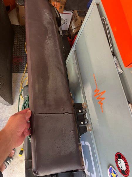 Looking For A Cordovanmaroon Dash Wanted Comanche Club Forums