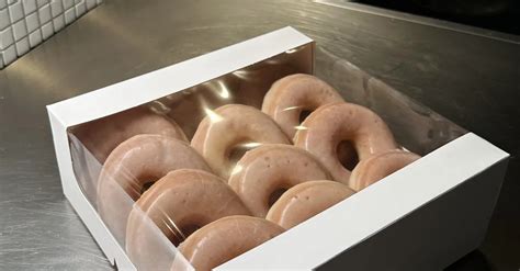 Classic Dozen Glazed Doughnuts Provecho