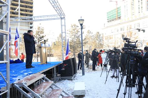 Монгол улсад улс төрийн анхны Ардчилсан Намын Бүлэг