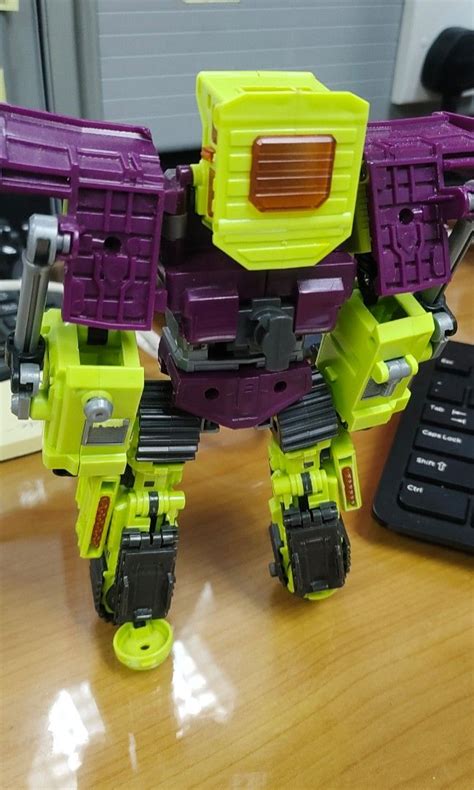 Devastor Transformers Hobbies And Toys Toys And Games On Carousell