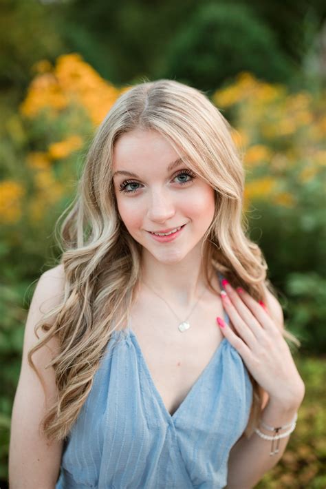 When Should You Schedule Senior Portraits Columbus Oh Senior