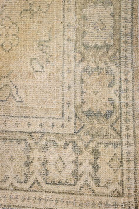 Vintage Mahal Handwoven Traditional Rug Landry And Arcari