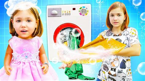 Девочка Беби Бон — вся ванная в пене Смешные видео для девочек про