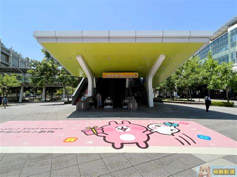 ATT e Life新娛樂動漫特區宣傳 捷運劍南路站妝點間諜家家酒創彩少女庭園主題 1