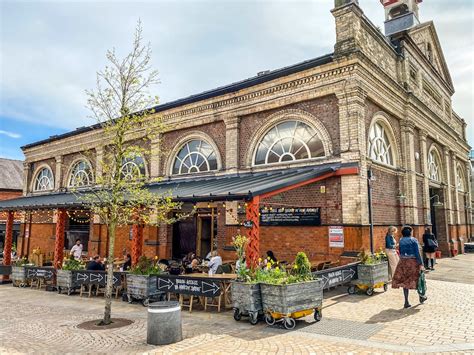 Experience The Exciting Nightlife Of Altrincham