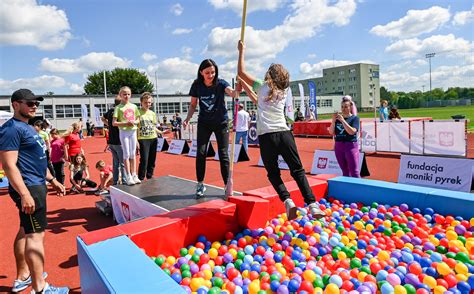 Monika Pyrek Tour Skaczemy Jeszcze Wyżej Fundacja Moniki Pyrek