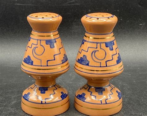 Brena Oaxaca Pottery Mexican Hand Made Salt And Pepper Shakers Etsy