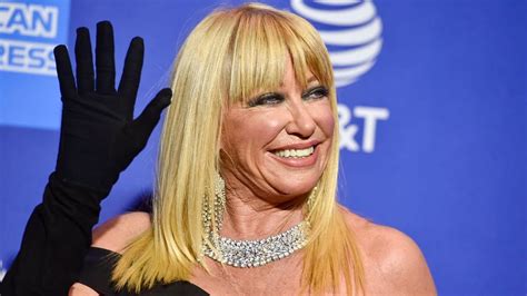Actriţa Suzanne Somers Cunoscută Pentrul Rolul Din Serialul „threes