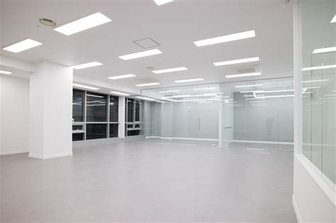 쾌적한 업무환경을 생각한 디자인의 사무실 상업공간 시공사례 하다 전국 인테리어 비교견적