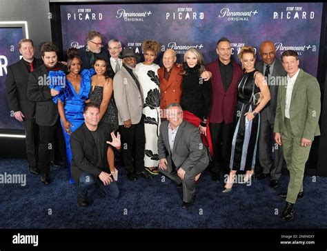 Star Trek Picard Crew Fotos Und Bildmaterial In Hoher Auflösung Alamy