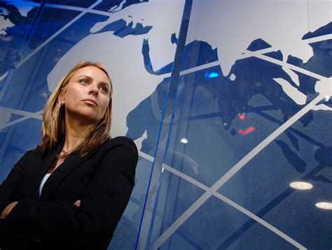 On ‘60 Minutes Lara Logan Describes Assault In Cairo The Washington