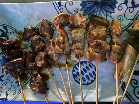 ไก่ย่าง • บุฟเฟต์ 199 ปิ้งย่างเสียบไม้ มีของทอดด้วย ร้าน รสดีเด็ด