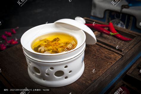 虫草天麻炖乳鸽 中国菜系 食品餐饮 摄影素材 汇图网www huitu