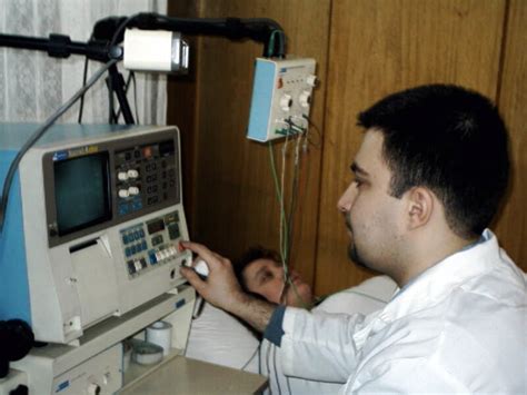 Д р Даниела Меджидиева дм отоневрология УНГ болести професионални заболявания аудиология