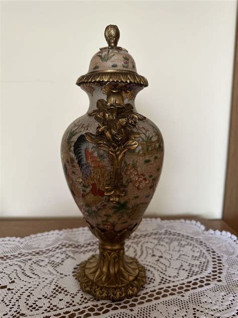 Антикварна вишукана фарфорова ваза 4 000 грн Предмети мистецтва Івано Франківськ на Olx