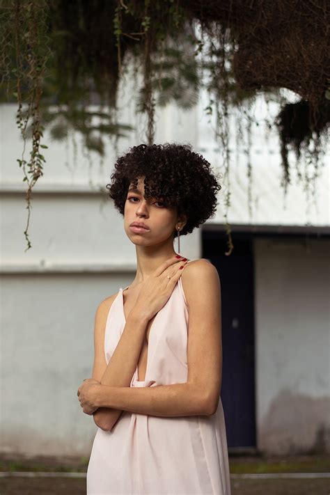 Julia Junqueira On Behance