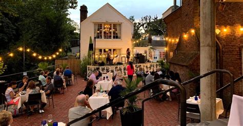 This New Jersey Carriage House Serves Menus Inspired By The Stage Next Door