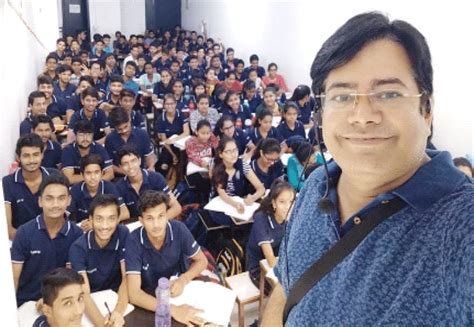 Iit Pulse Indore Fees Reviews Contact Number Courses