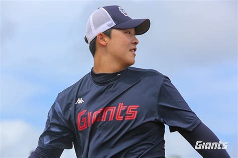 1군 엔트리 9명 말소 154㎞ 롯데 파이어볼러 천만다행 손가락 멍 심하지 않다