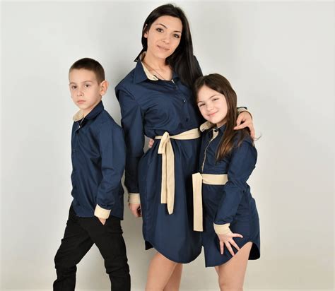 Ризи Рокли за Майка и Дъщеря в Тъмносиньо