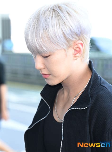 세븐틴 호시 화보 속 비주얼 [포토엔hd] 뉴스인코리아