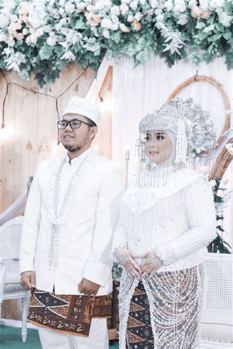 Pakaian Pengantin Pria Adat Betawi Disebut Gaun Pengantin Dan Pesta Pernikahan