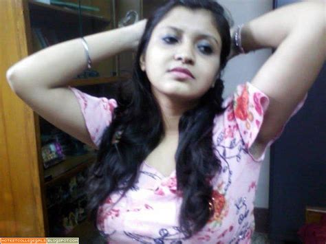 Hot Nri Girl Bikini Shows In Foreign Beach Hot College Girls