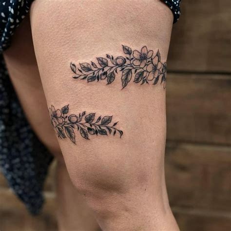 Upper Thigh Tattoos Roses